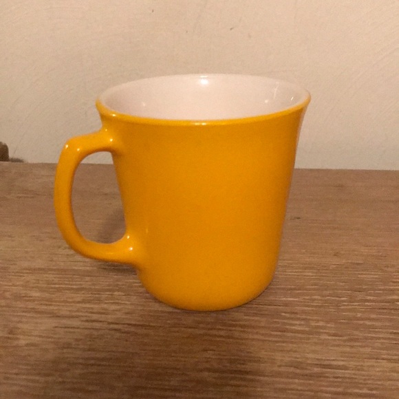 Corningware | Kitchen | Vintage Corningware Mustard Yellow Milkglass ...